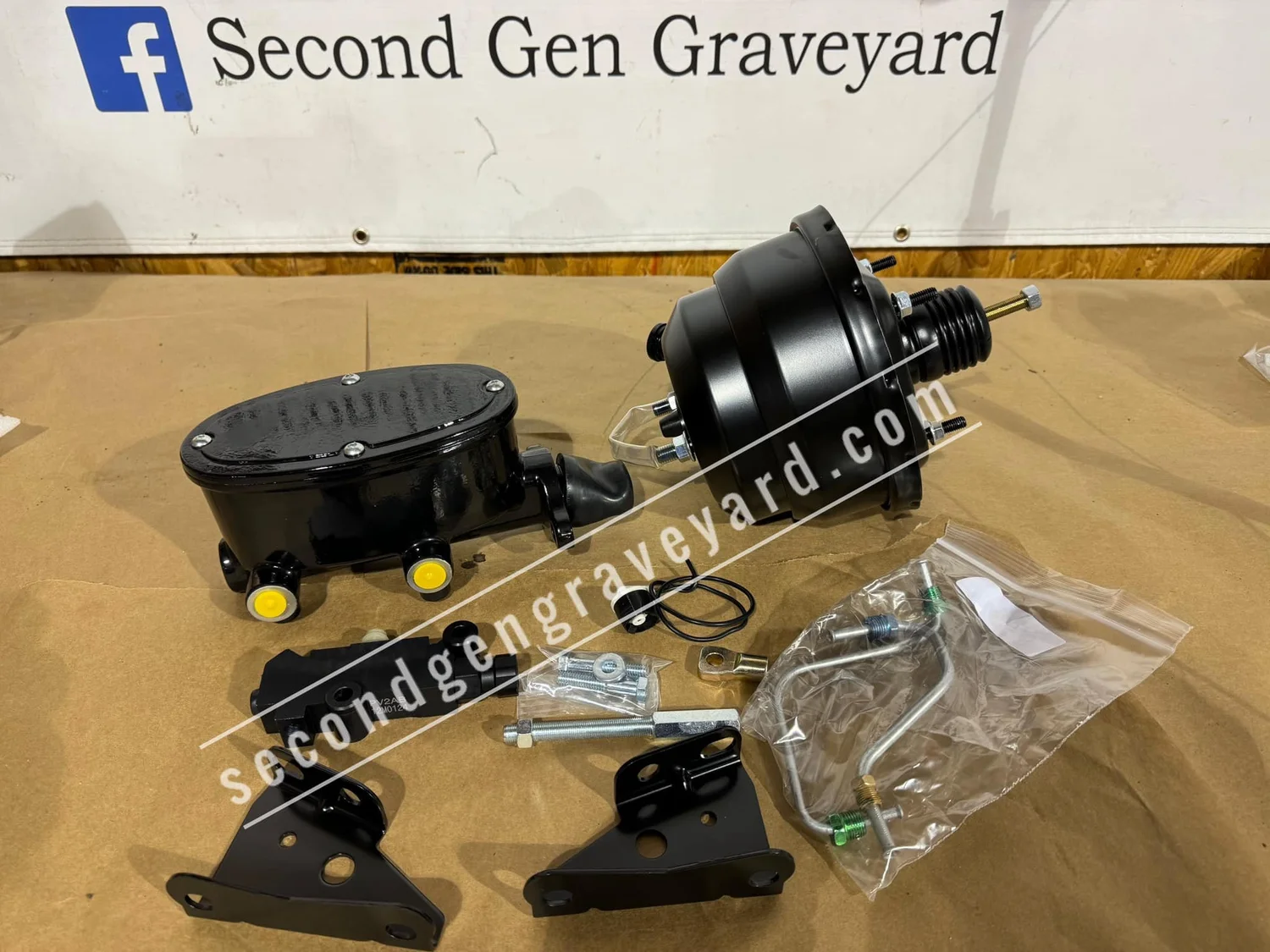 Used OEM Rear Axle Mount Kit — Second Gen Graveyard