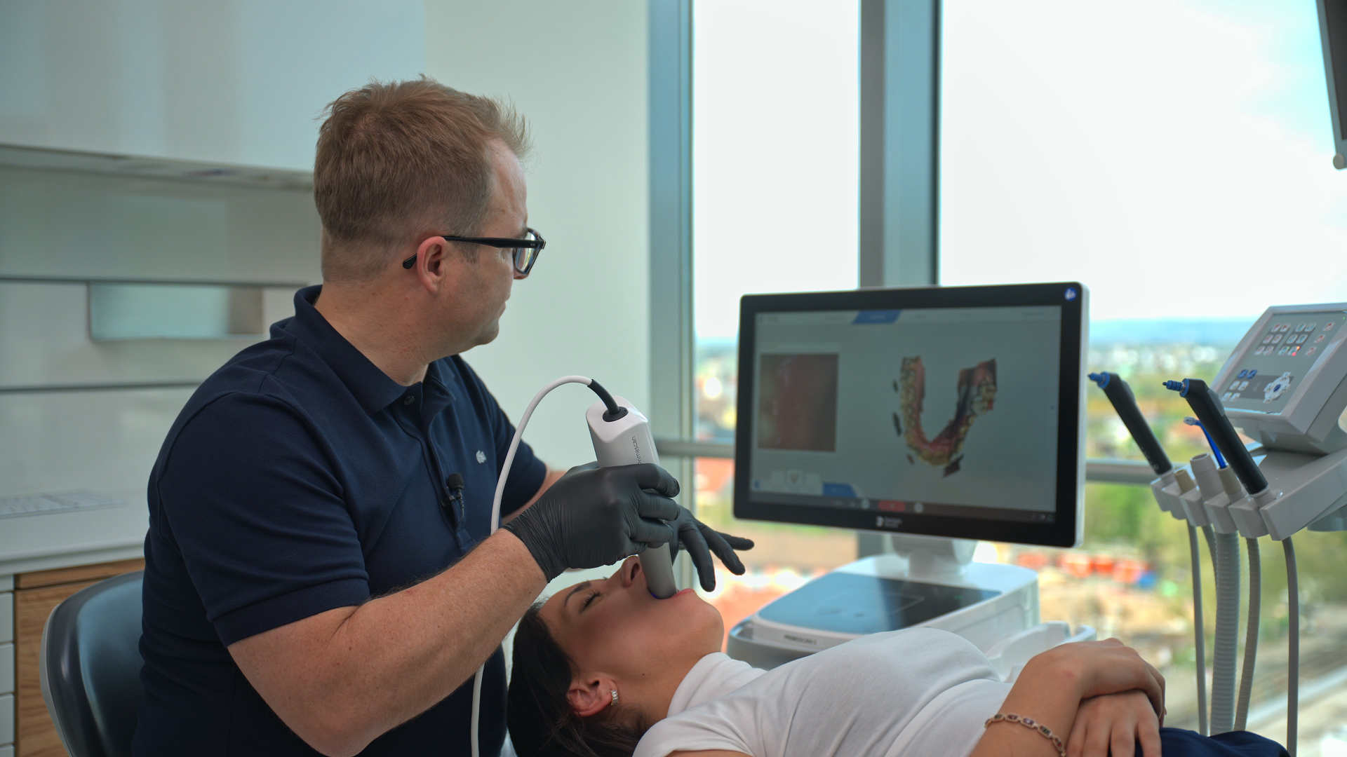 Intraoral scanning | dentesthetics