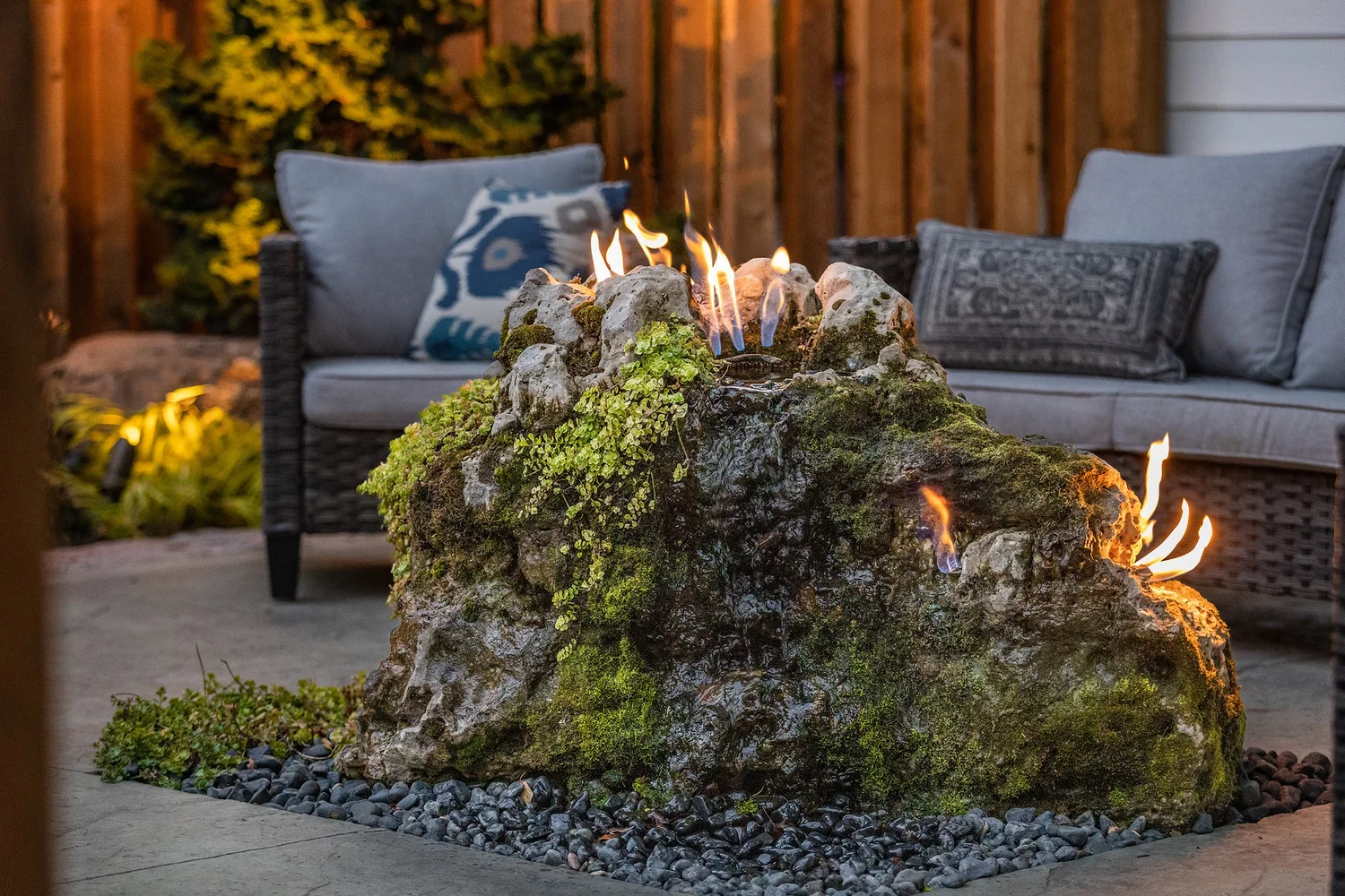 moon gate courtyard — aguafina gardens international