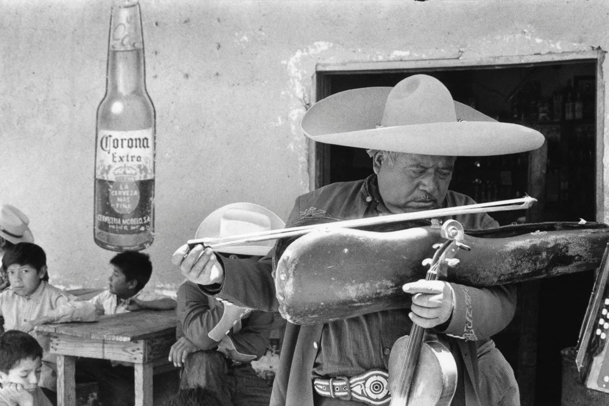 7 Photography Lessons From Henri Cartier-Bresson