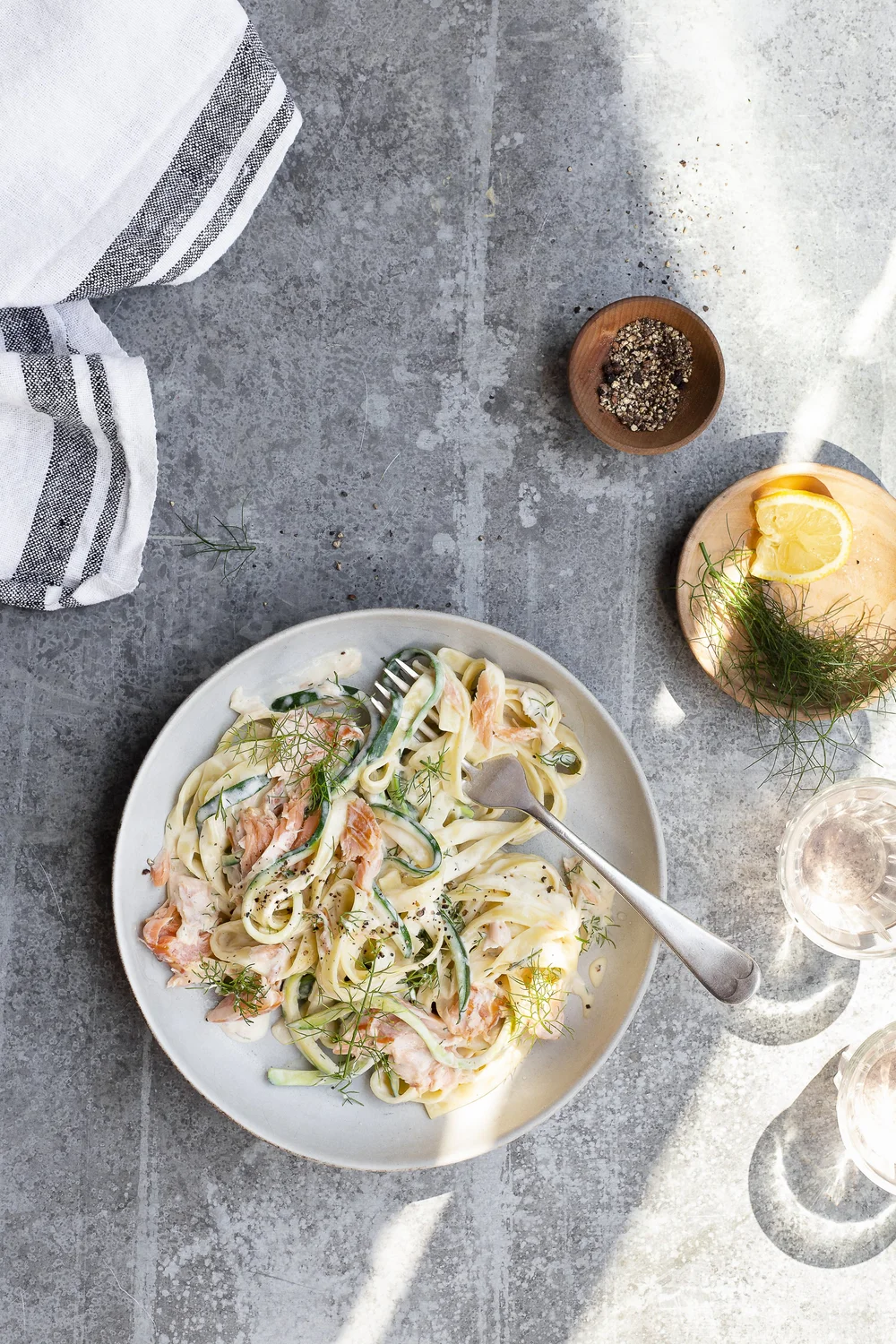 VAN LIFE COOKBOOK — Holly Farrier