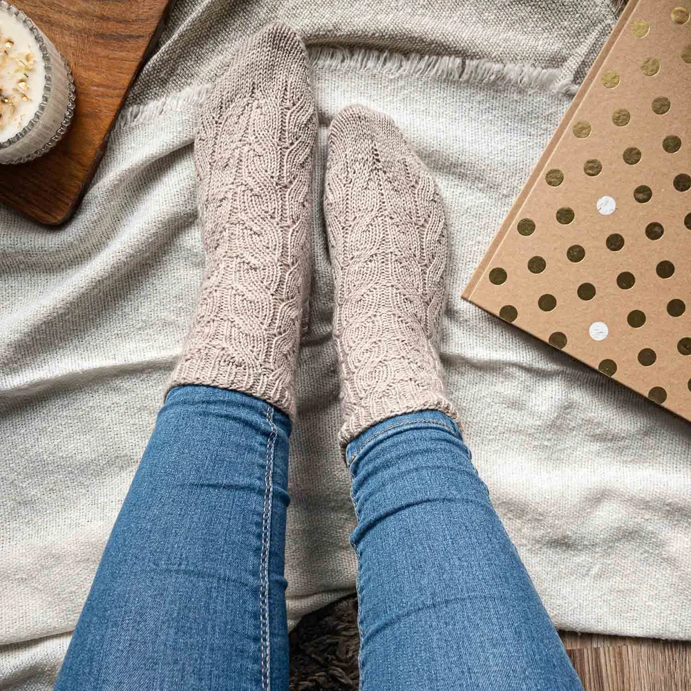 Easy and Simple Faux Cable Socks Knitting Pattern - Bronte Socks ...