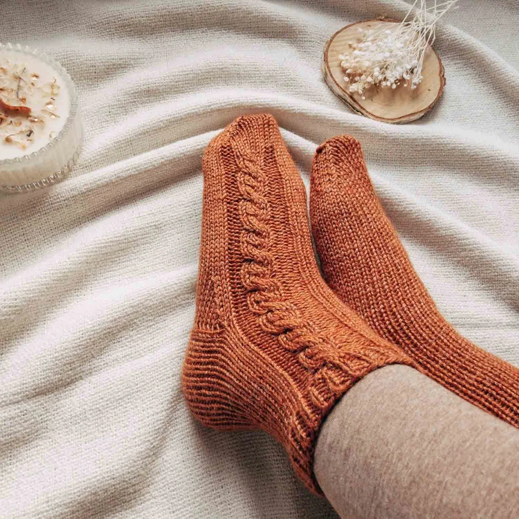 Simple Cable Socks Knitting Pattern - Craft Socks — Whileberry | Modern ...