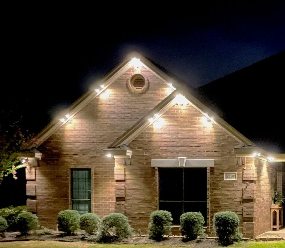 Aurora Lights | Outdoor Lighting Installation Company