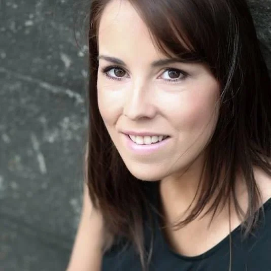 Isla Olsen — Rainbow Readers Cruise