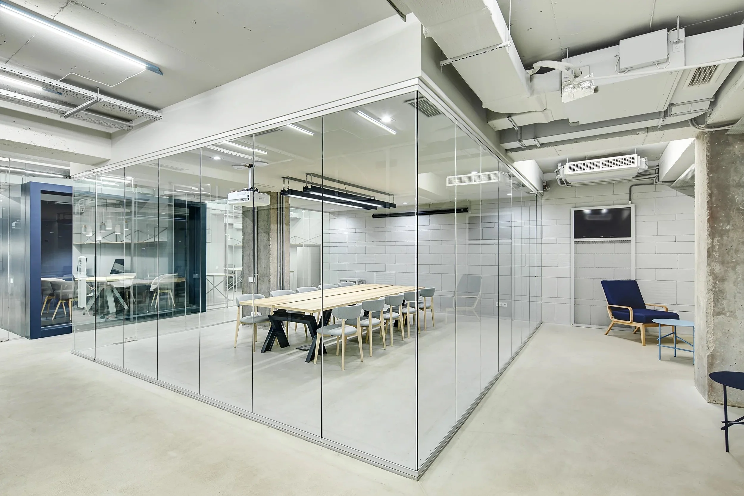 Custom Office Partitions UK | Creative Partitioning Solutions
