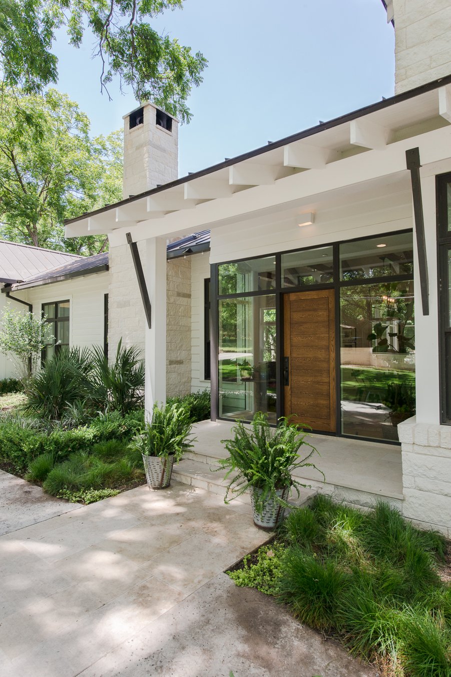 Edgewater — SARAH BULLOCK MCINTYRE ARCHITECT
