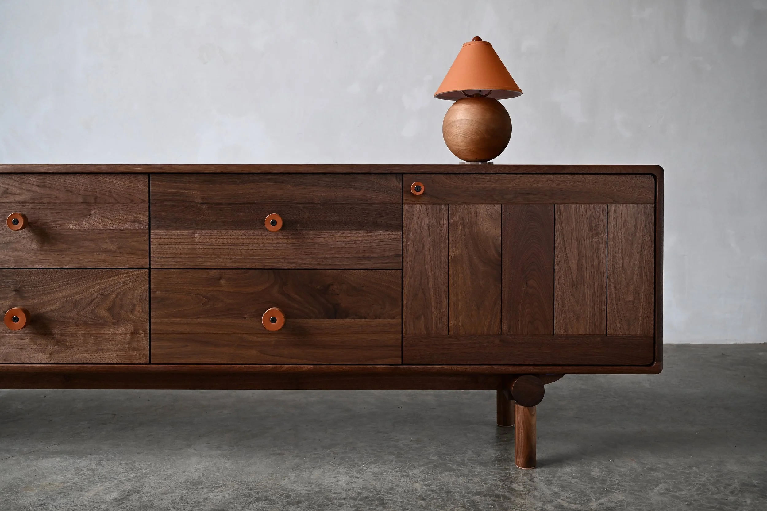 MICHAEL ROBBINS FURNITURE STUDIO