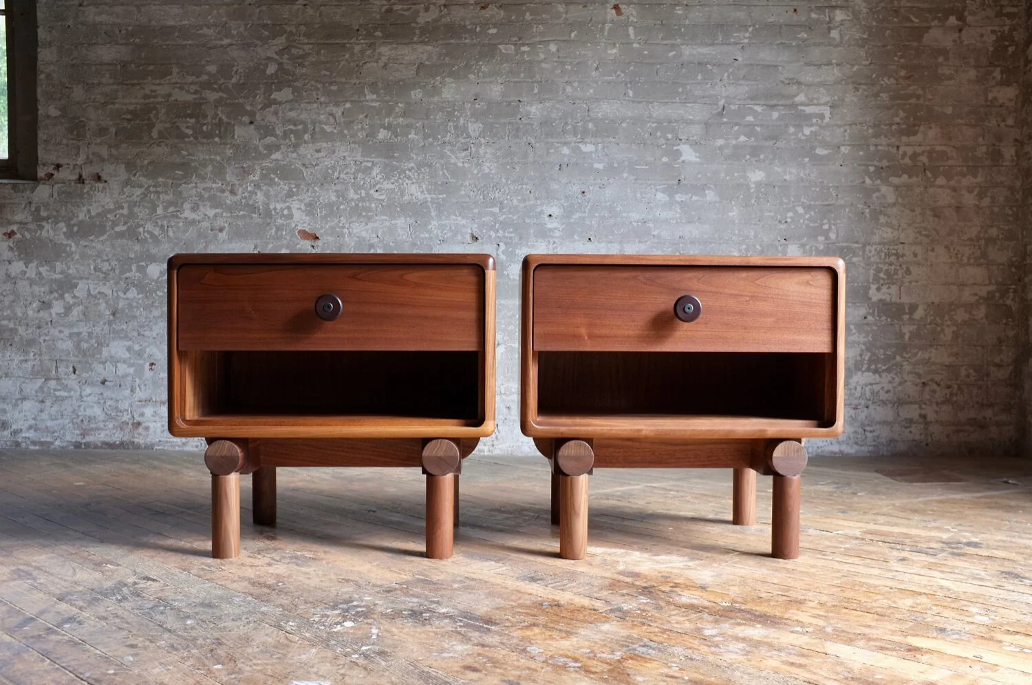 MICHAEL ROBBINS FURNITURE STUDIO