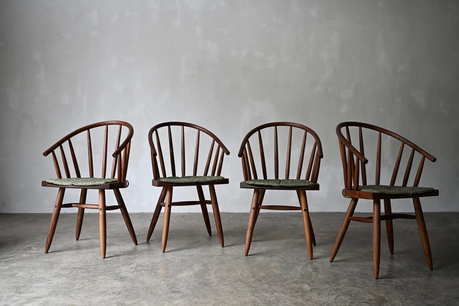 MICHAEL ROBBINS FURNITURE STUDIO