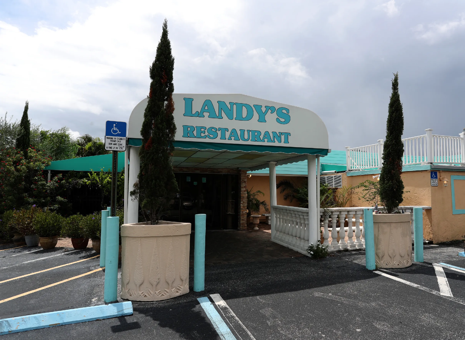 Top 10 Best Restaurants In Englewood