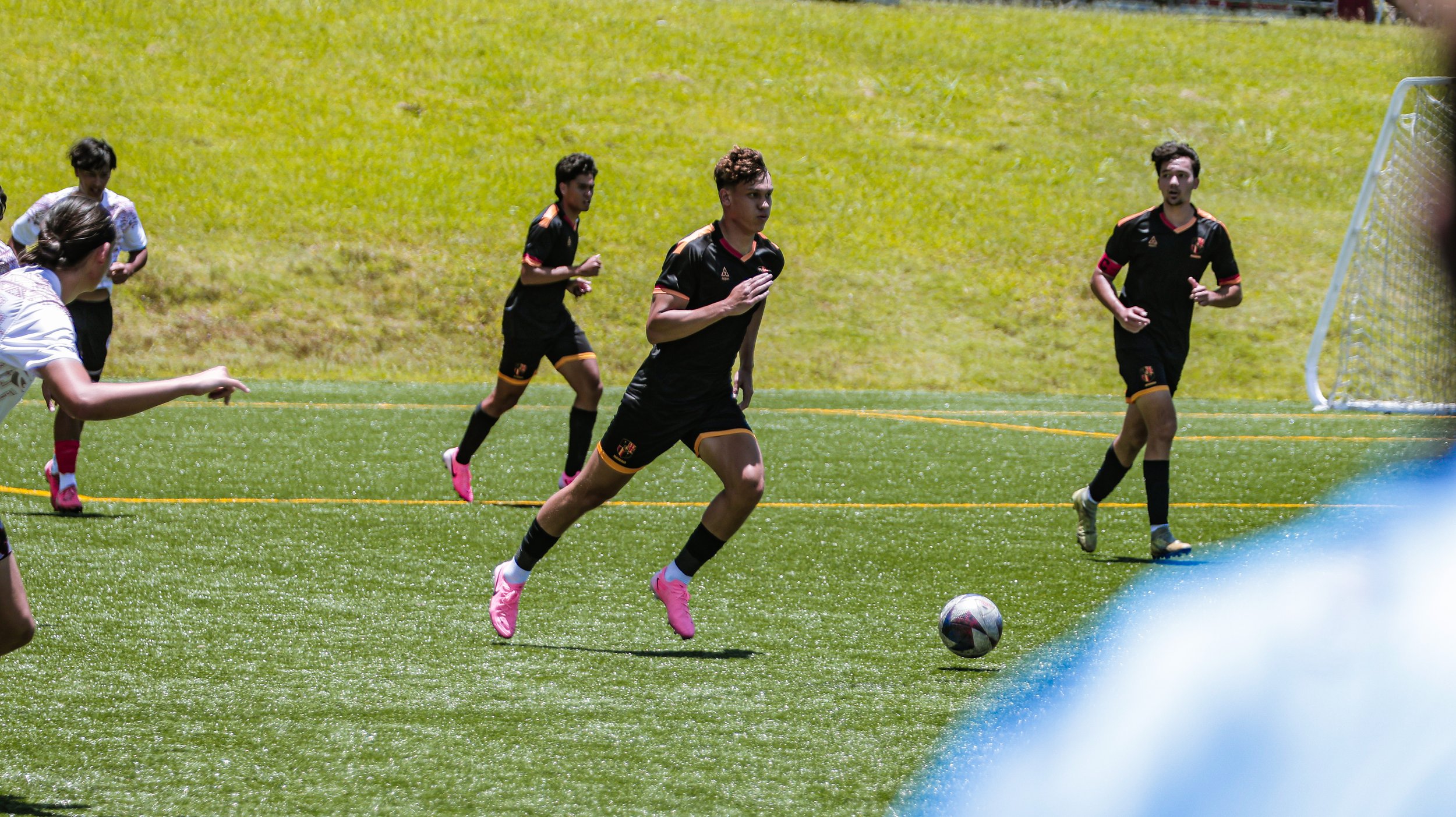 Historic Conclusion to the Inaugural King's Hawaiian Football Festival ...