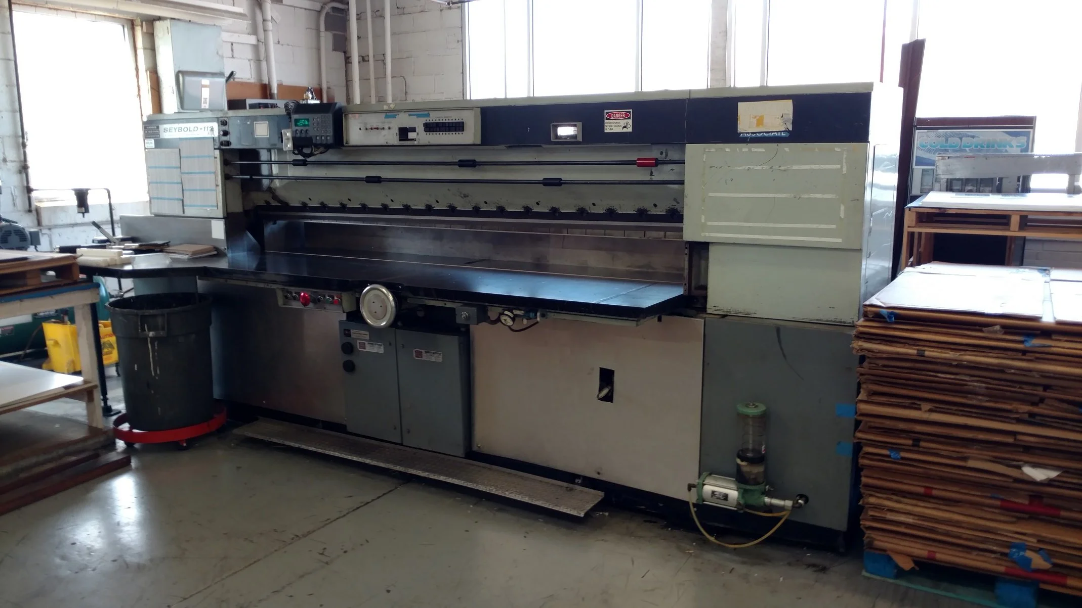 Pre-Owned Equipment — Absolute Printing Equipment