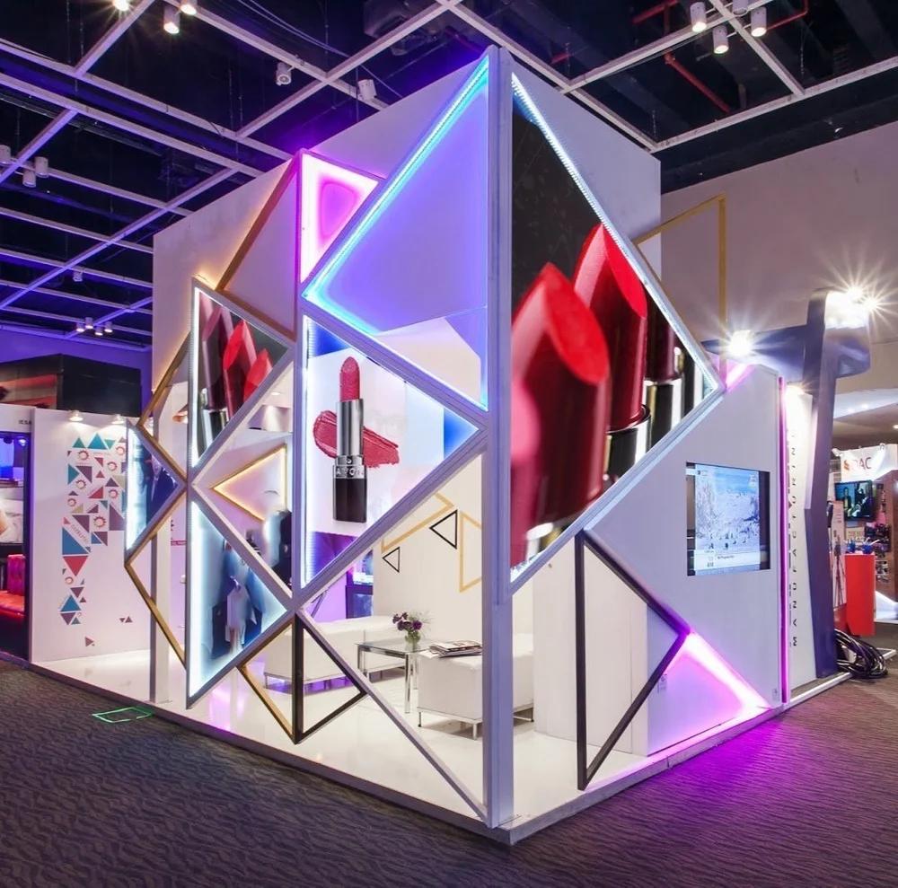 PATHER - We put the World on Display