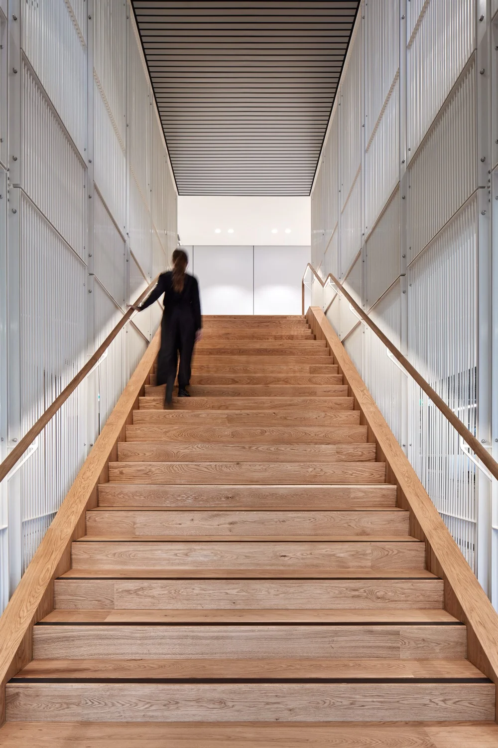 Clough — Workplace — Rezen Studio