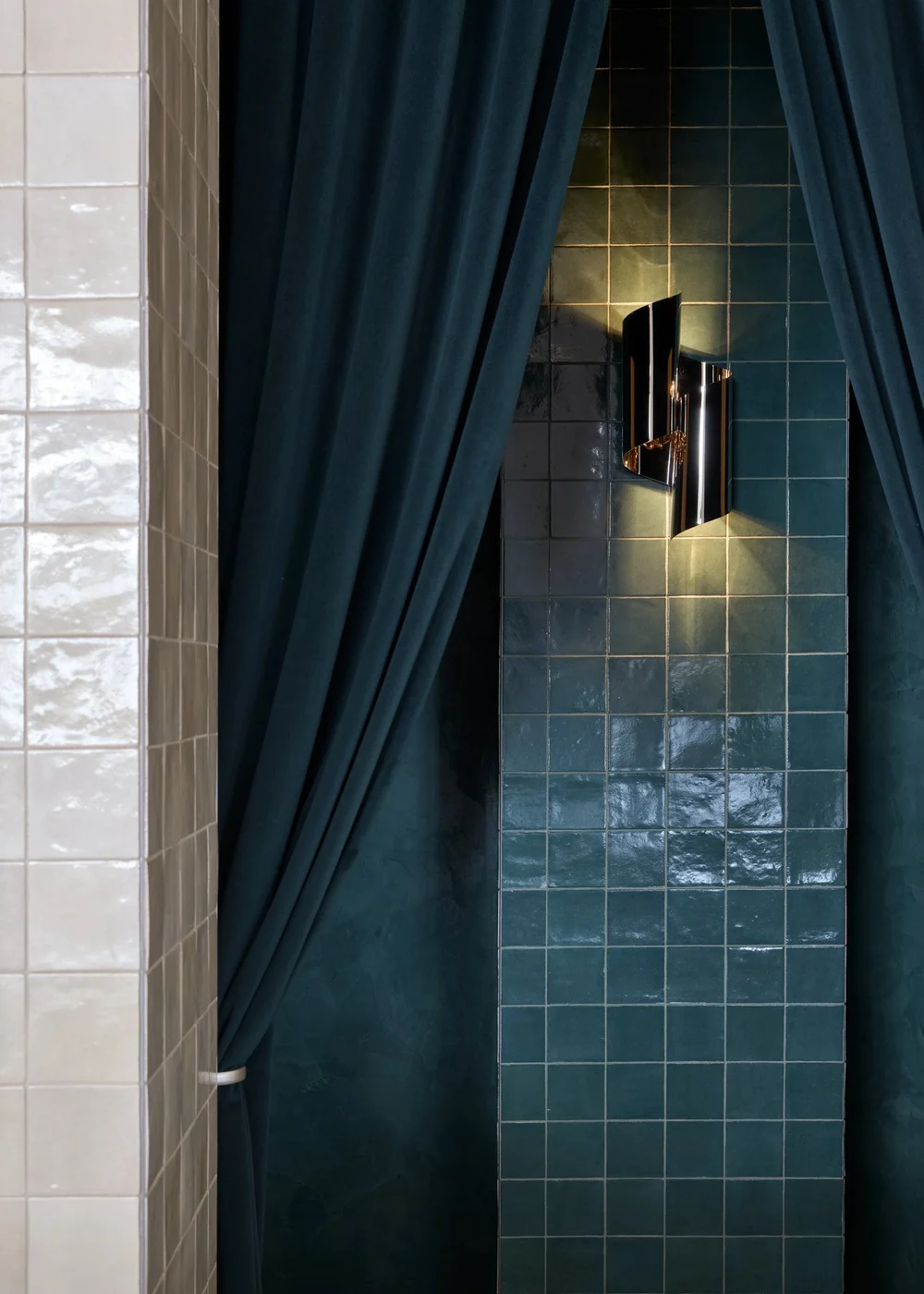 Gibney — Hospitality — Rezen Studio