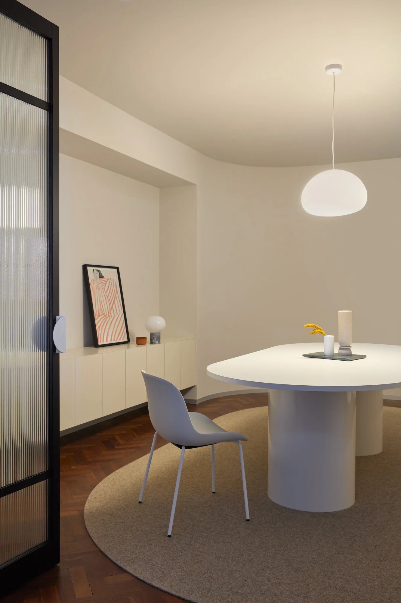 Forrest Place — Workplace — Rezen Studio