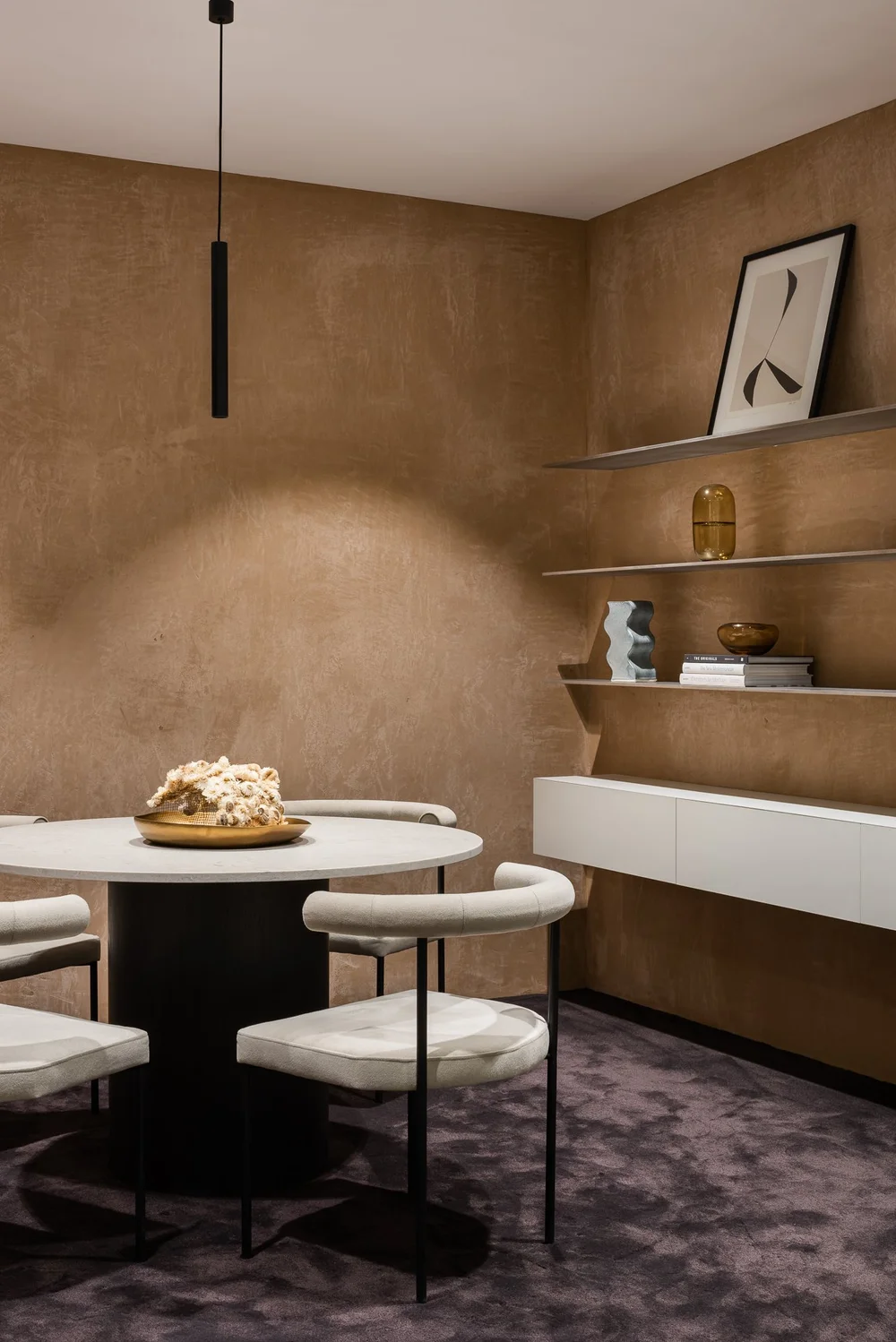 IGO — Workplace — Rezen Studio