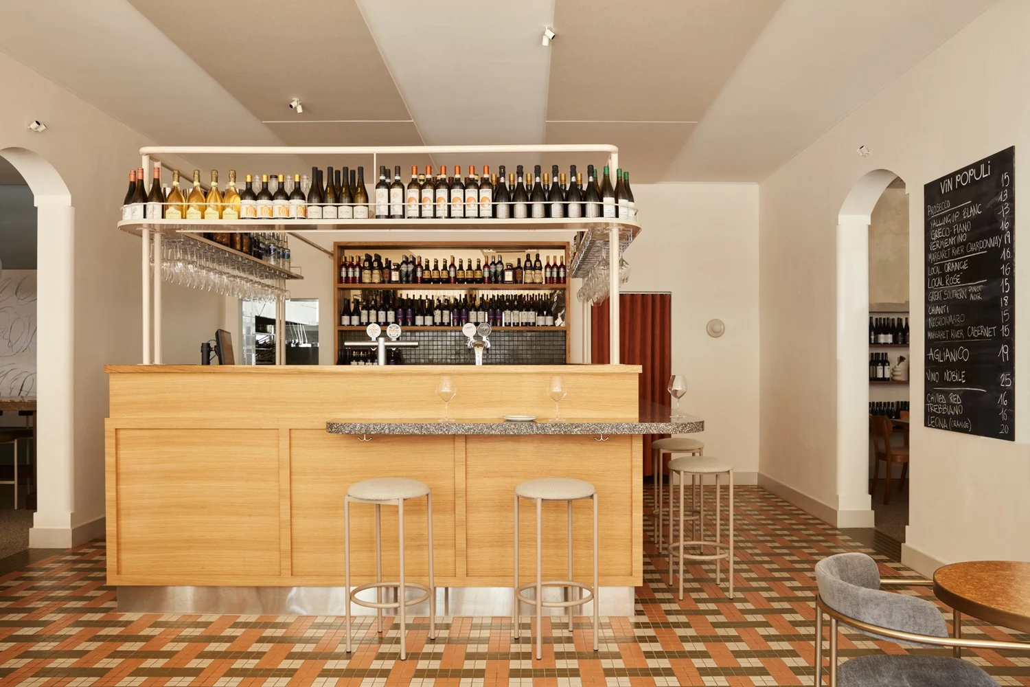 Vin Populi — Hospitality — Rezen Studio