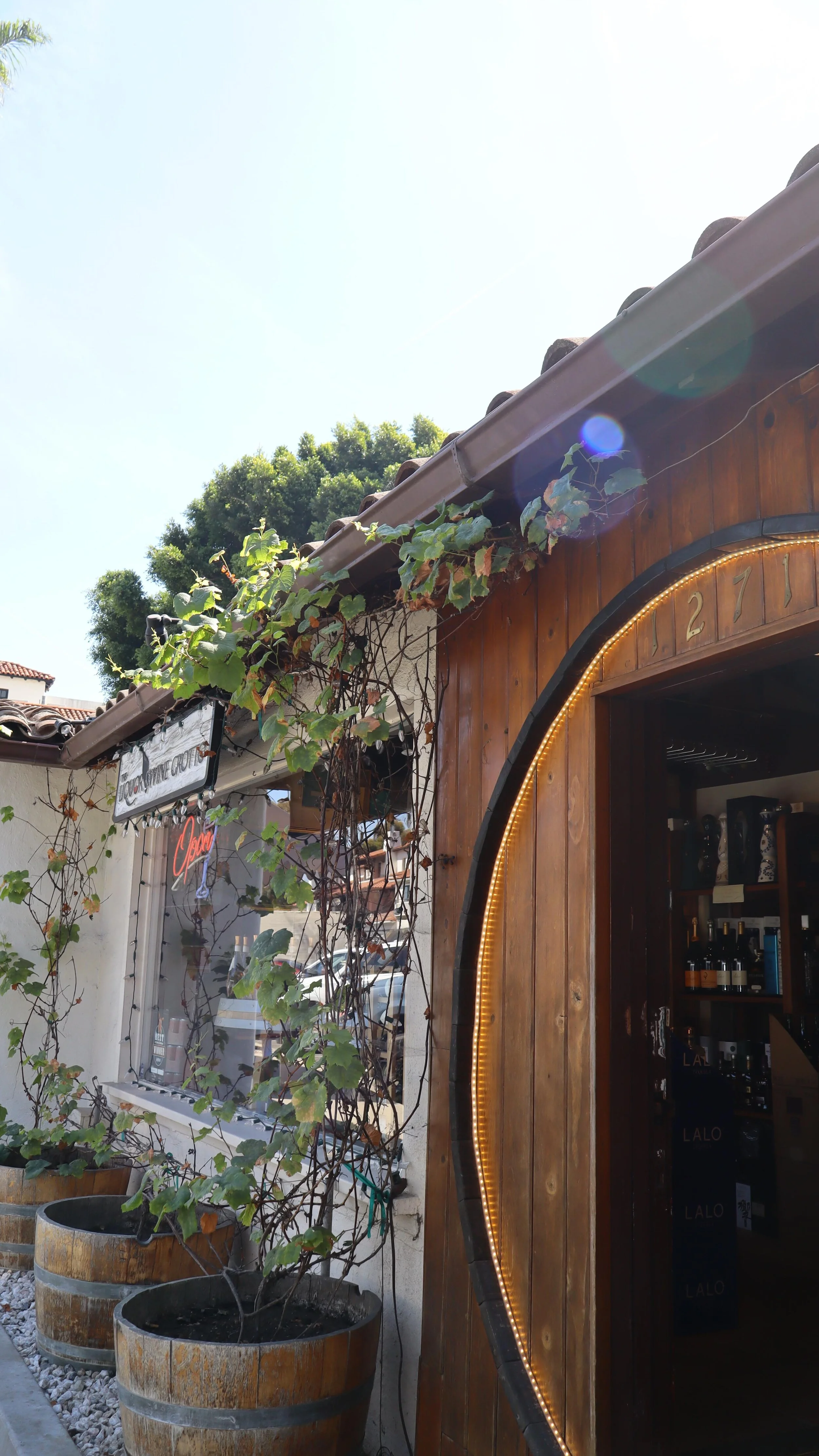 Tre Lune — Coast Village Road, Montecito California