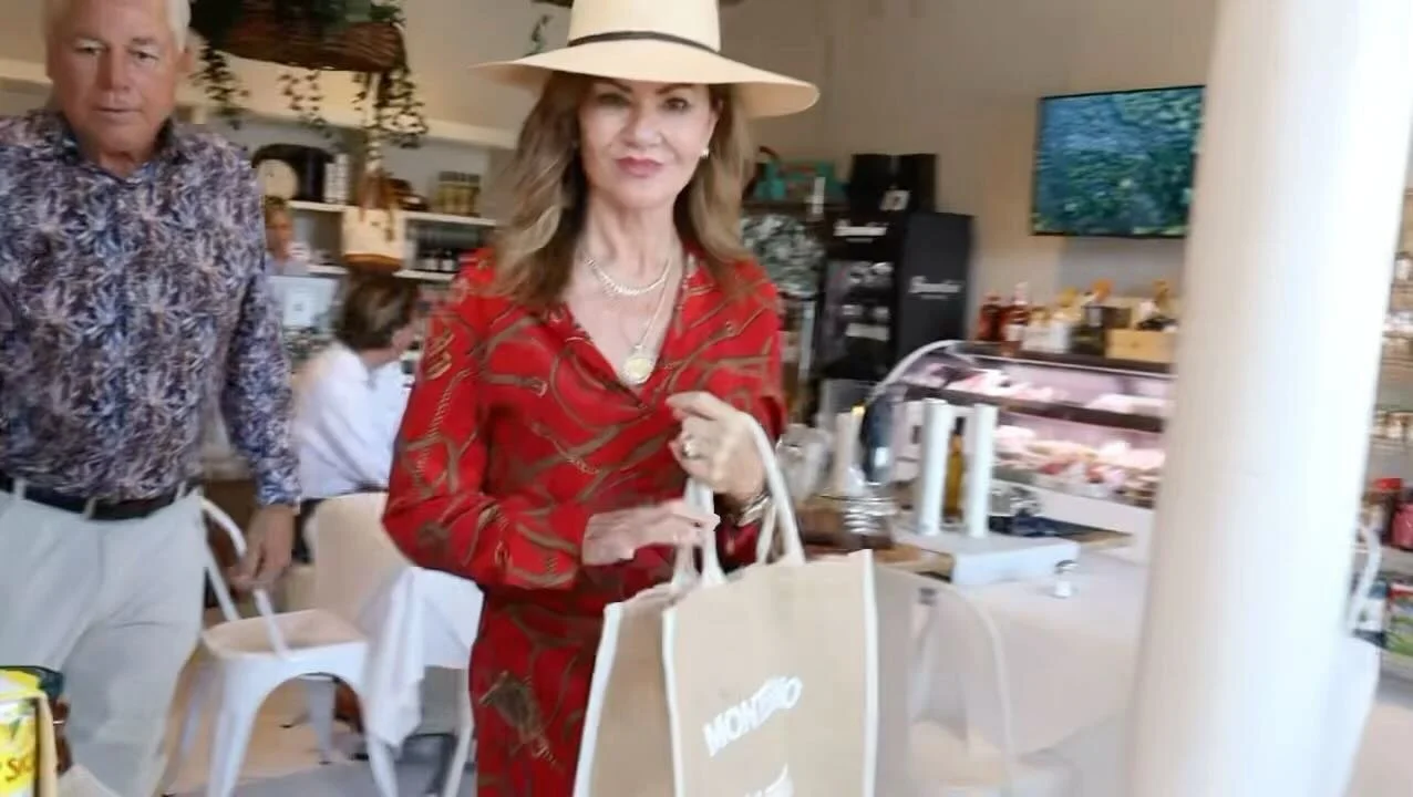 Honor Bar — Coast Village Road, Montecito California