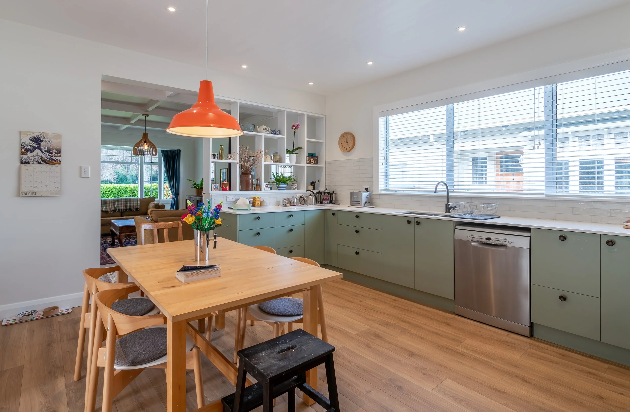 Bright, Funky Retro Kitchen