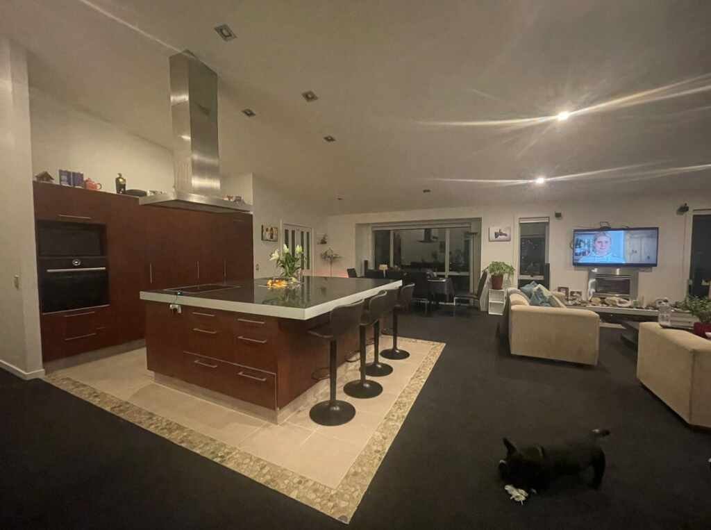 Kitchen Reface - Revamping a dated Kitchen