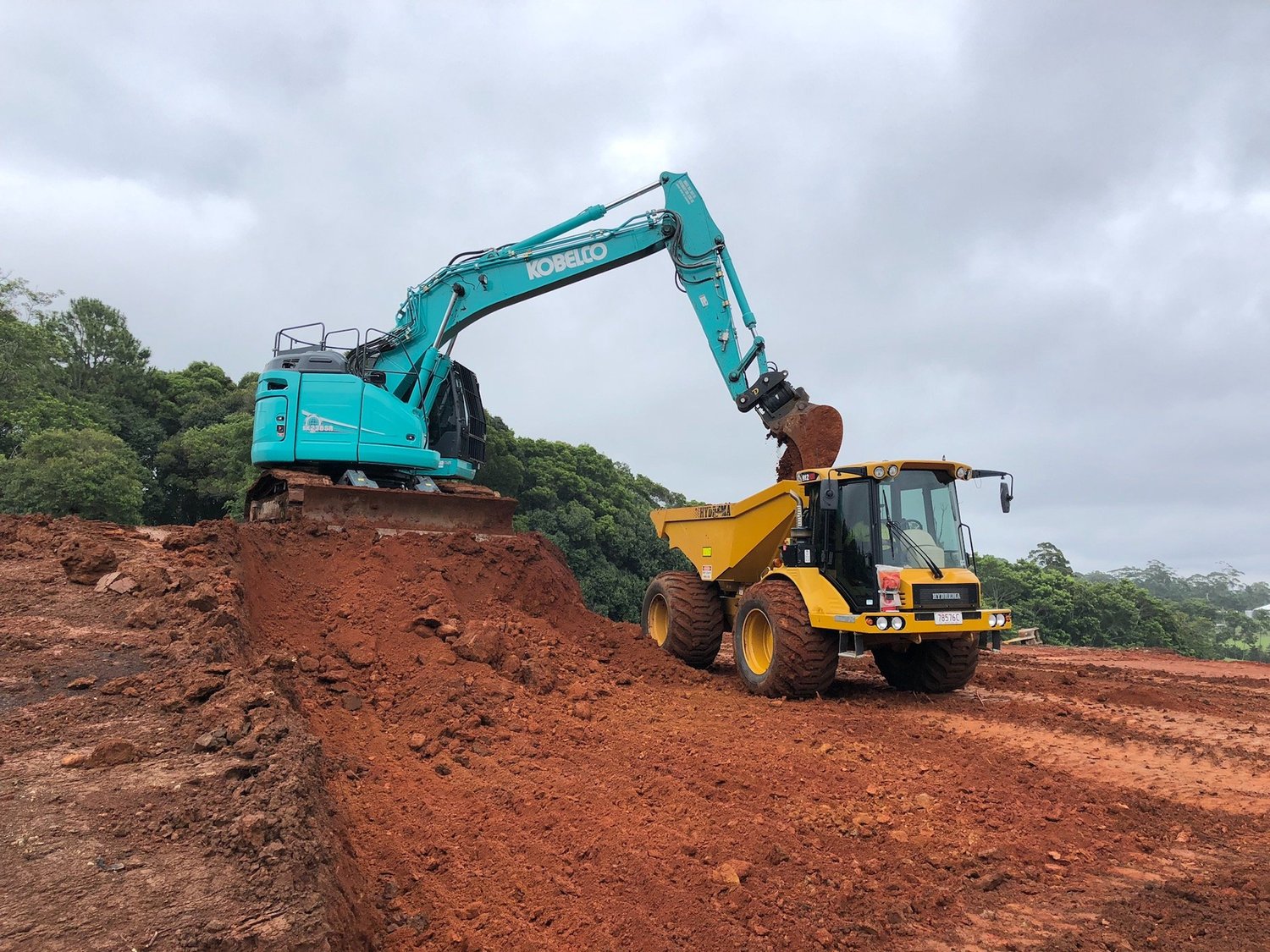 Dan Peters Earthmoving