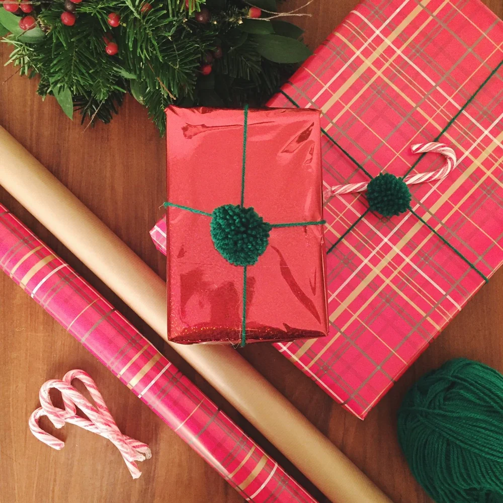 DIY Christmas Wrapping Paper — Sweet Monday
