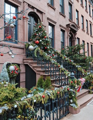 Top 5 New York Christmas Decorations — Sweet Monday
