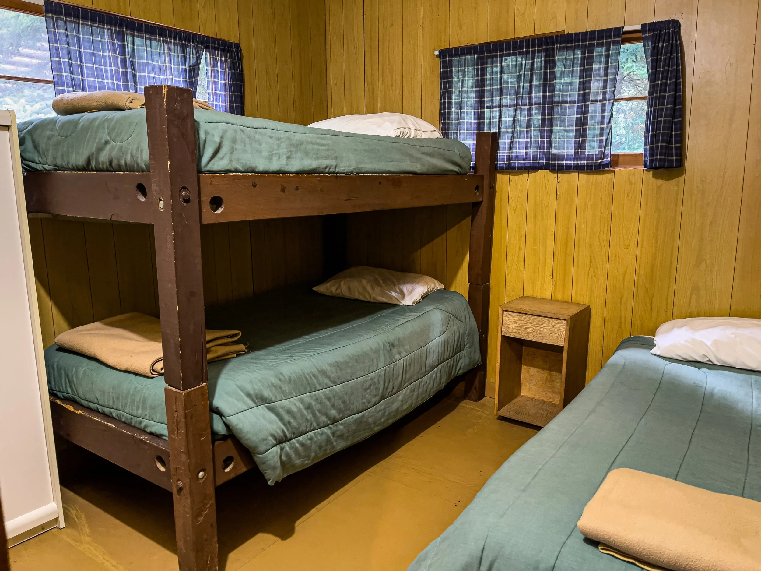 Cabin 8 Photos — Sunset Lodge on Red Lake