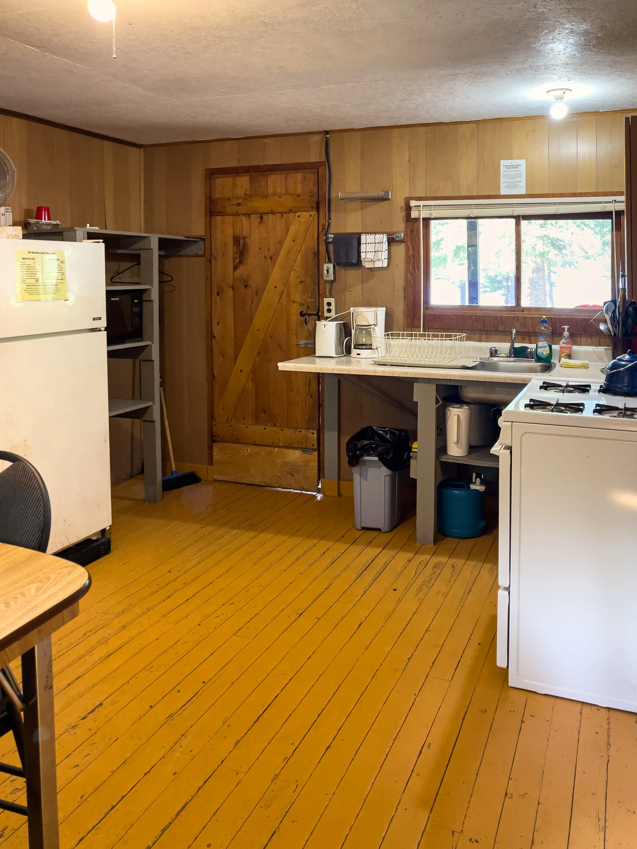 Cabin 5 Photos — Sunset Lodge on Red Lake