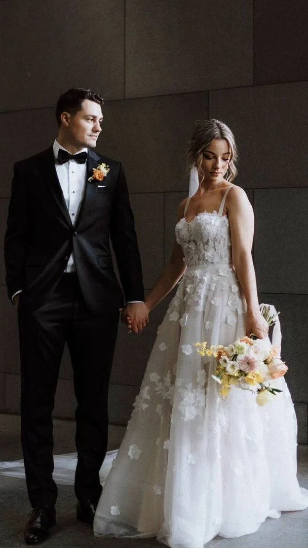 HOLLY MUDGE MAKEUP ARTIST