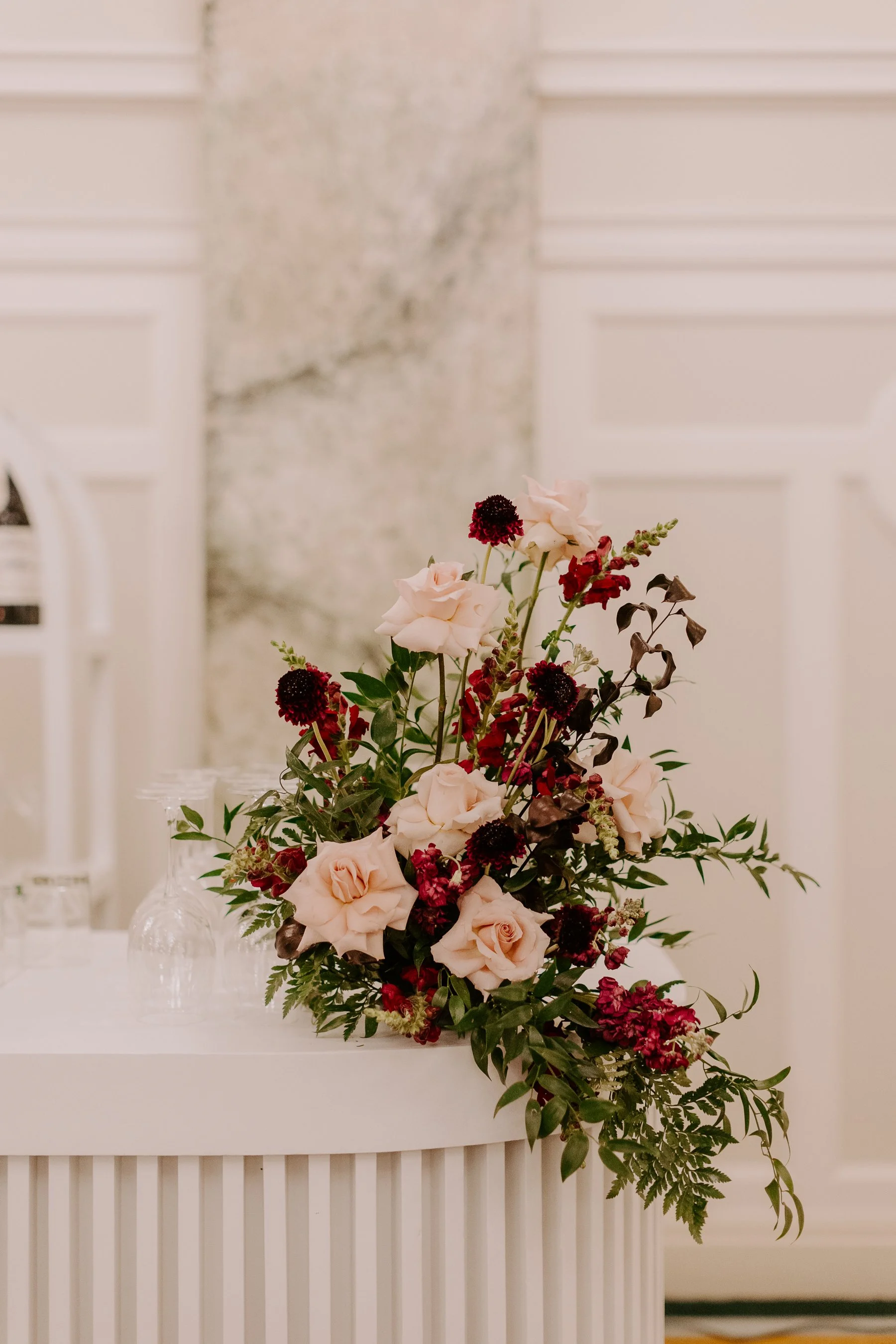 Small and Chic: Ideas for Decorating Your Intimate Wedding in ...