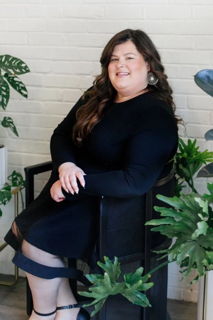 Nichole L Bio Page — Metropolis Salon