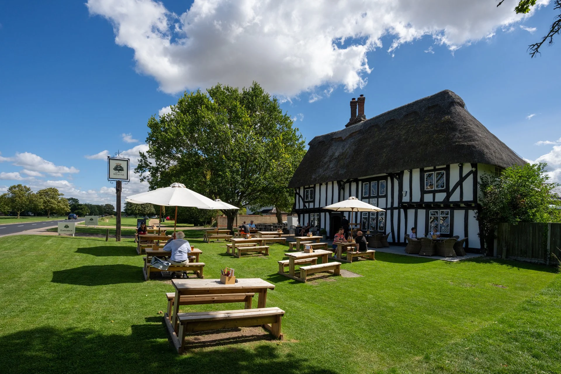 Pub & Restaurant in Barrington | The Royal Oak