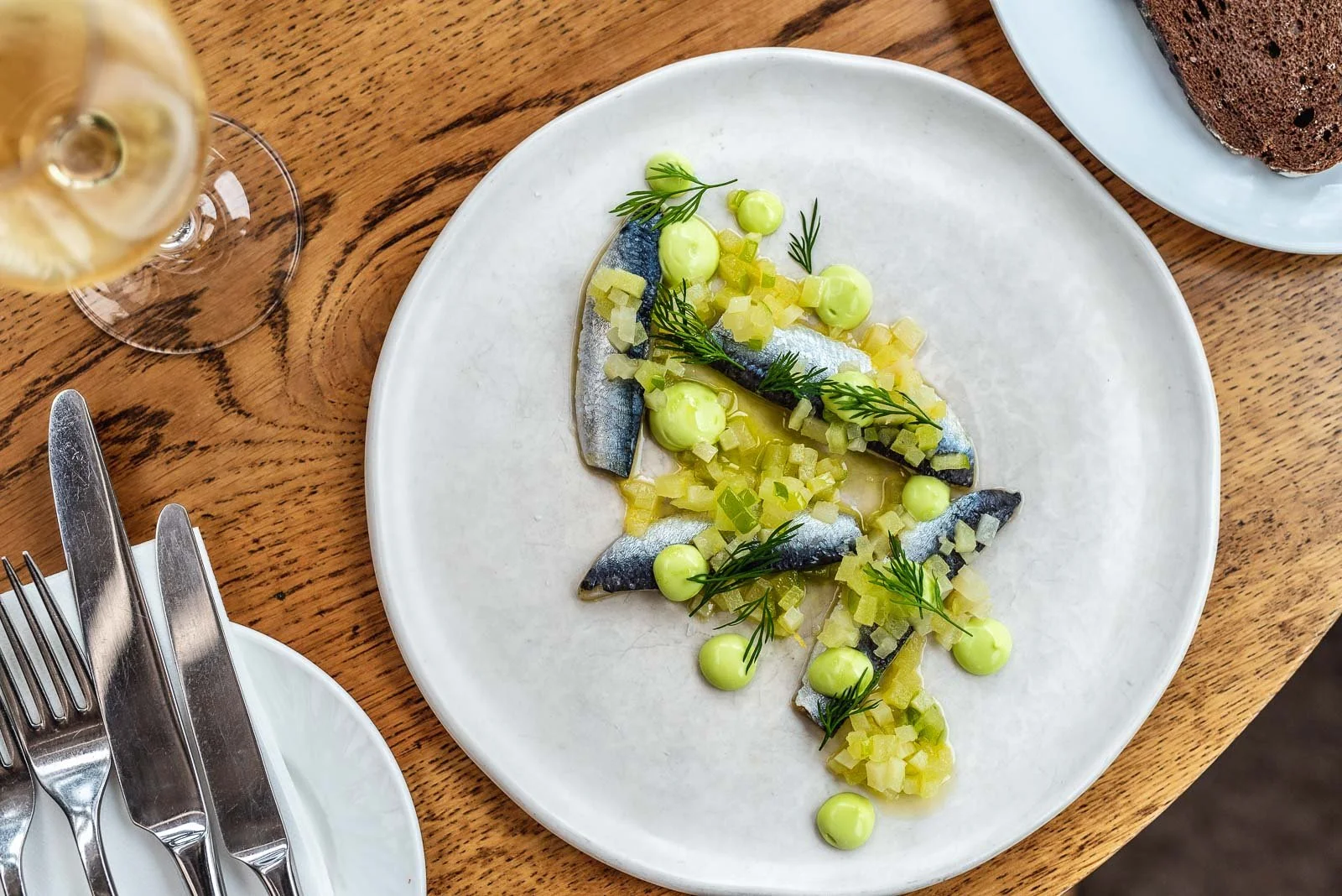 Delicious Food with Fresh Ingredients - Menu | The Three Horseshoes