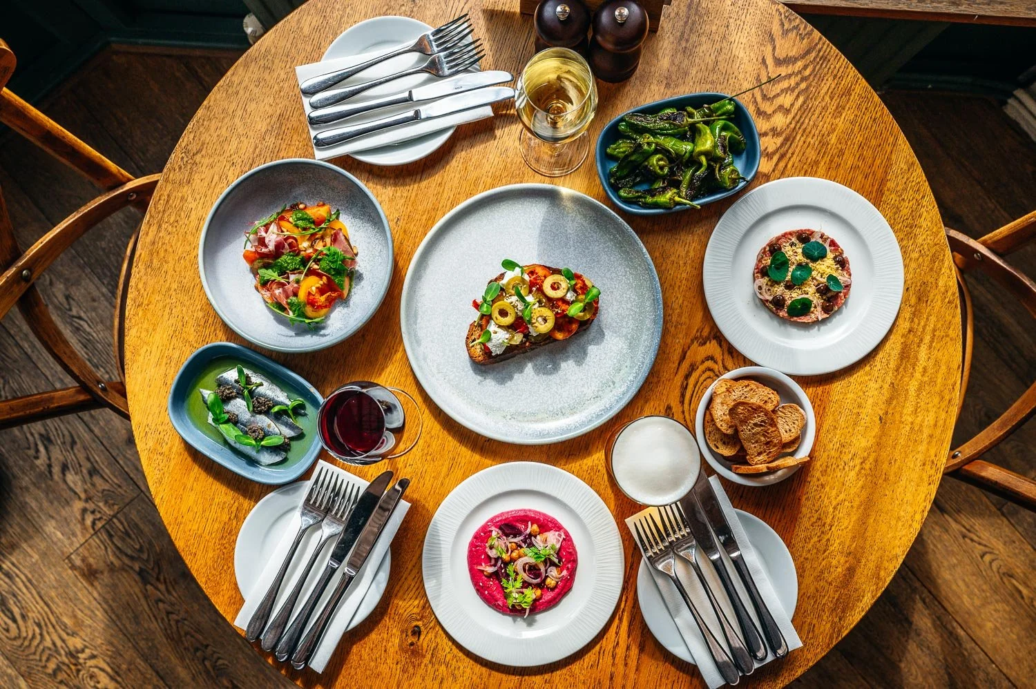 Pub & Restaurant in Madingley | The Three Horseshoes