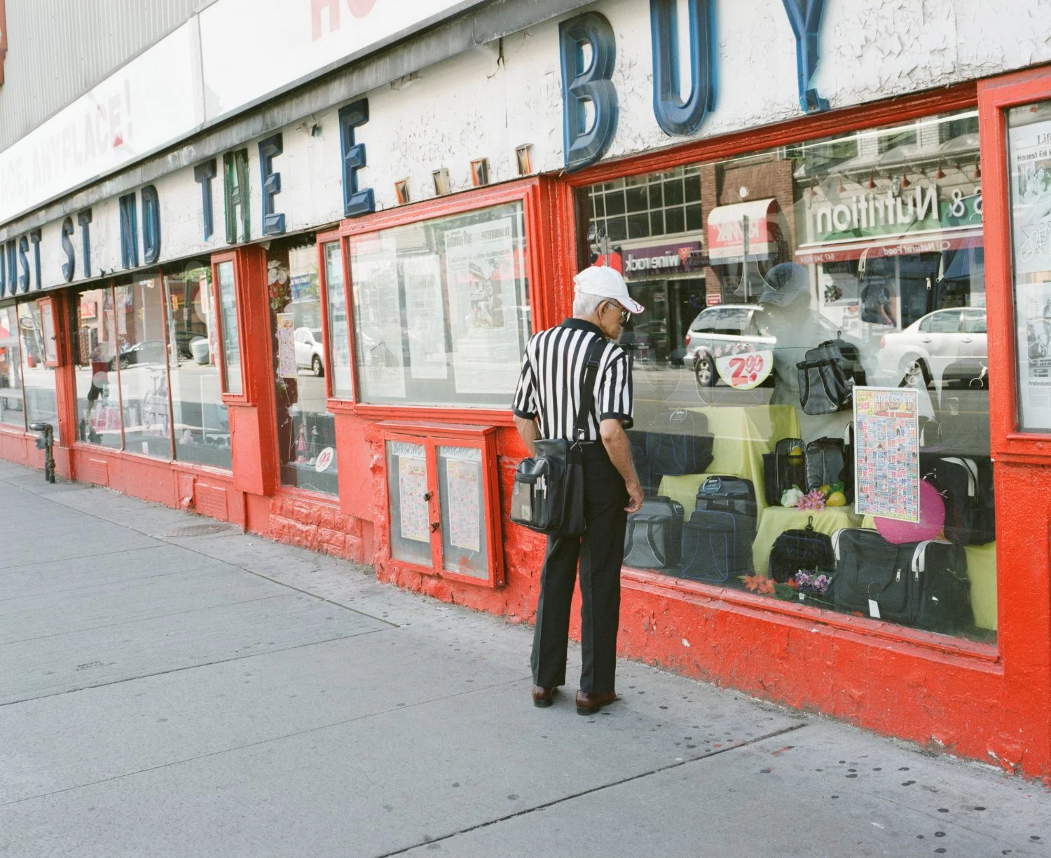 Honest Ed’s — David Shuken