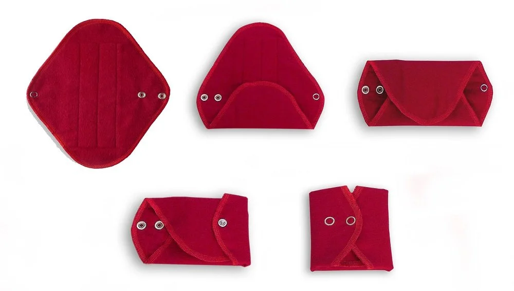 How to fold your pads — Wemoon Pads