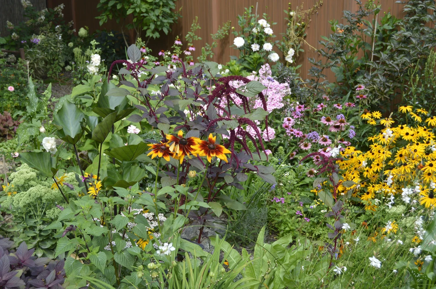 Tips for a full, lush looking Garden — Garden Unwind — Garden Unwind
