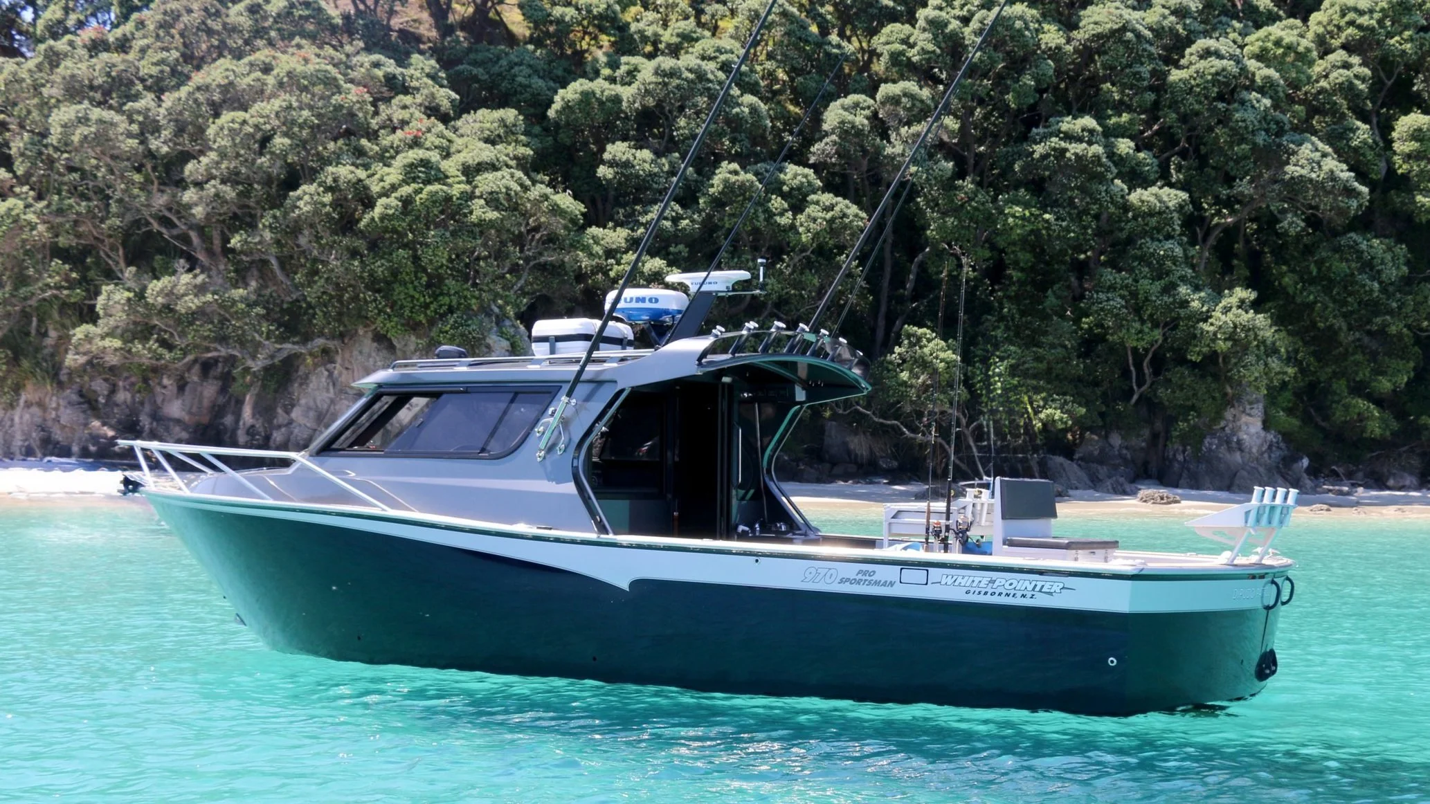970 Pro Sportsman aluminium fishing boat custom built by White Pointer ...