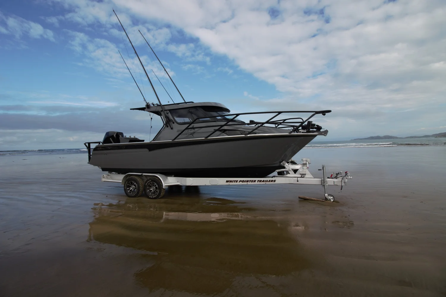 745 Sports Cruiser aluminium fishing boat custom built by White Pointer Boats