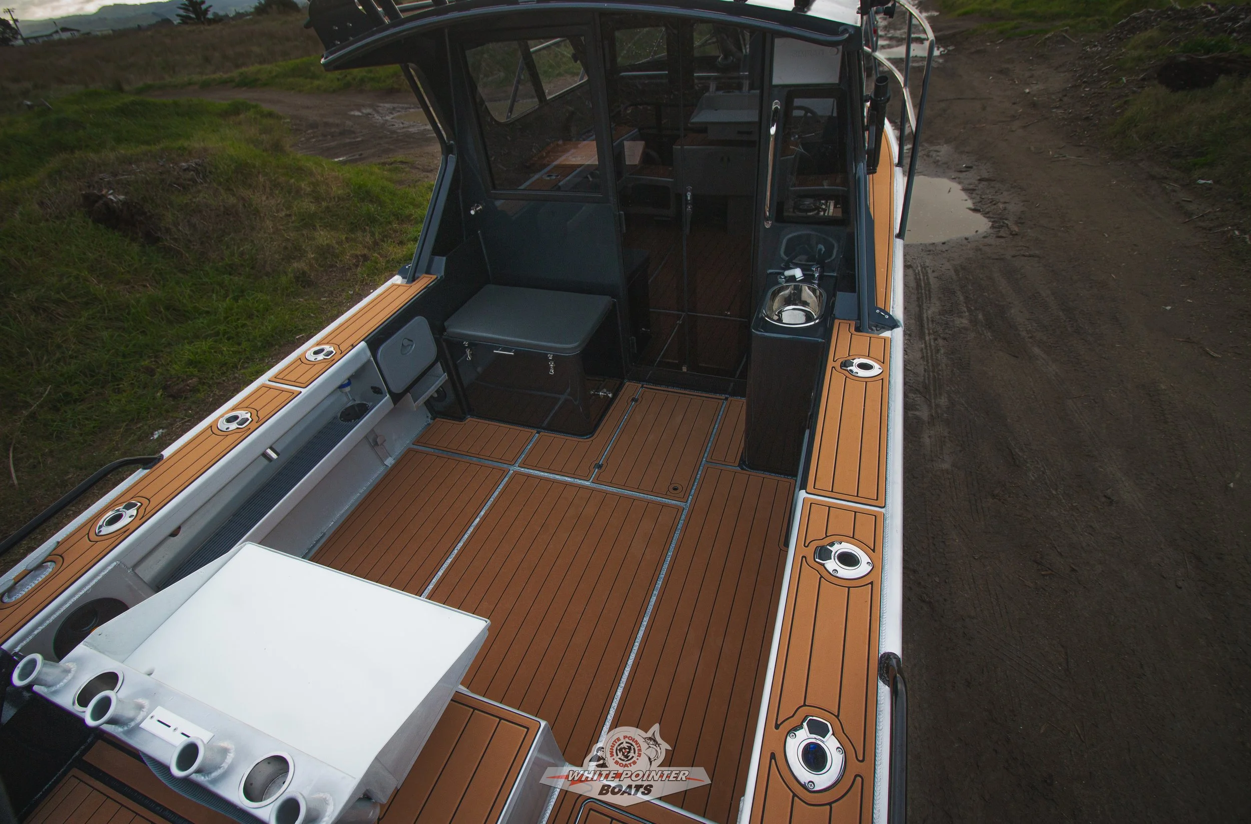 750 Sports Cruiser aluminium fishing boat custom built by White Pointer ...