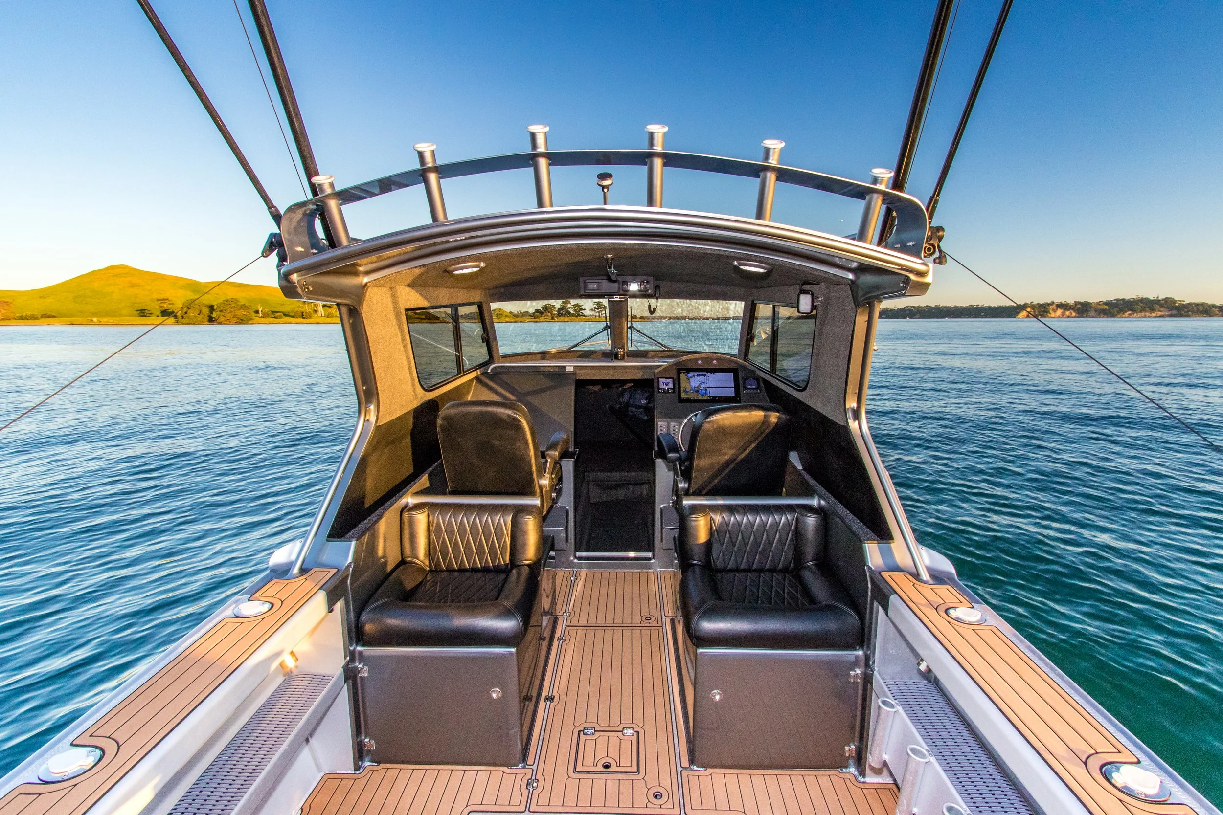 750 Sports Cruiser aluminium fishing boat custom built by White Pointer ...