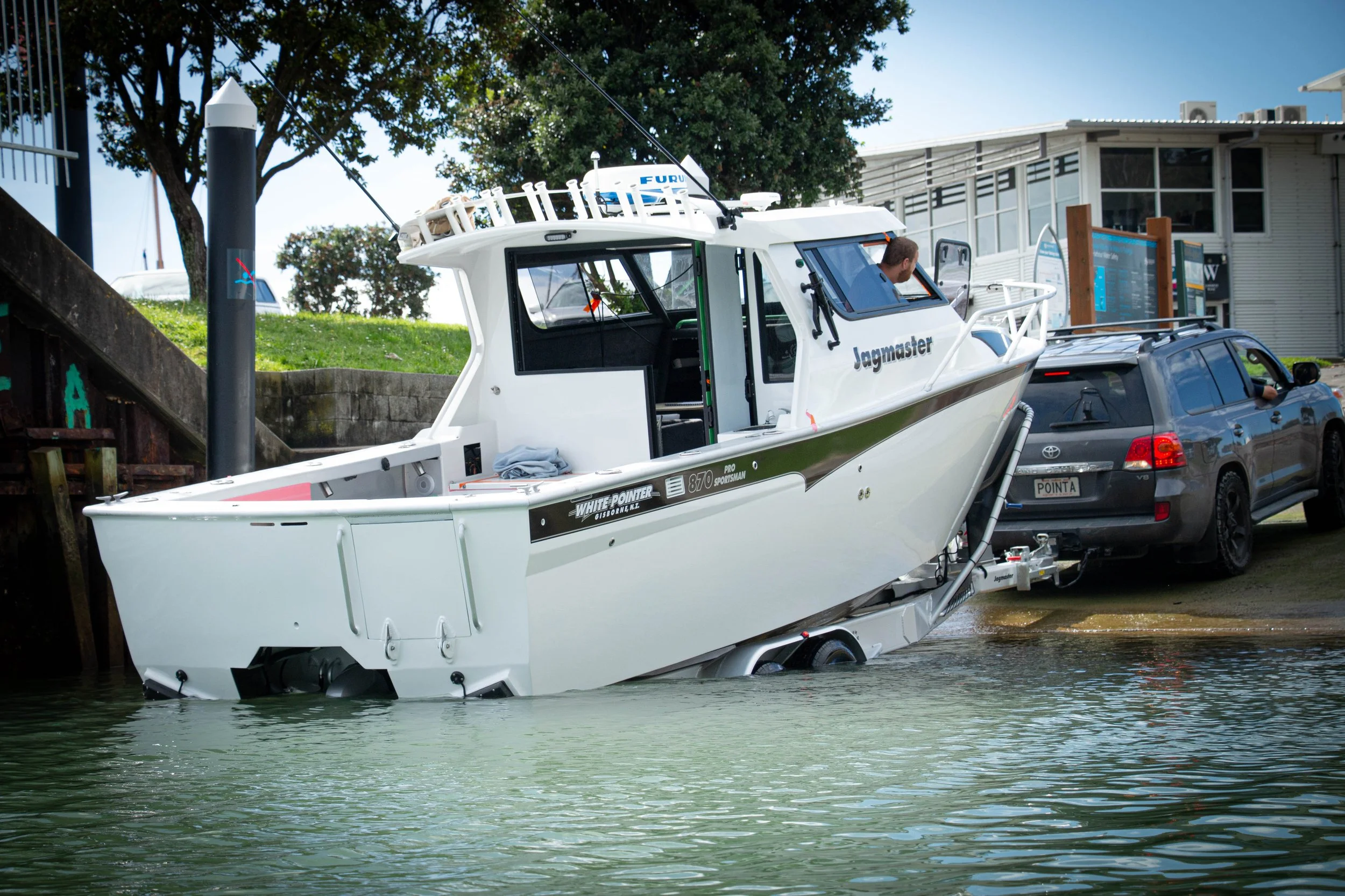 White Pointer Boat Design & Construction