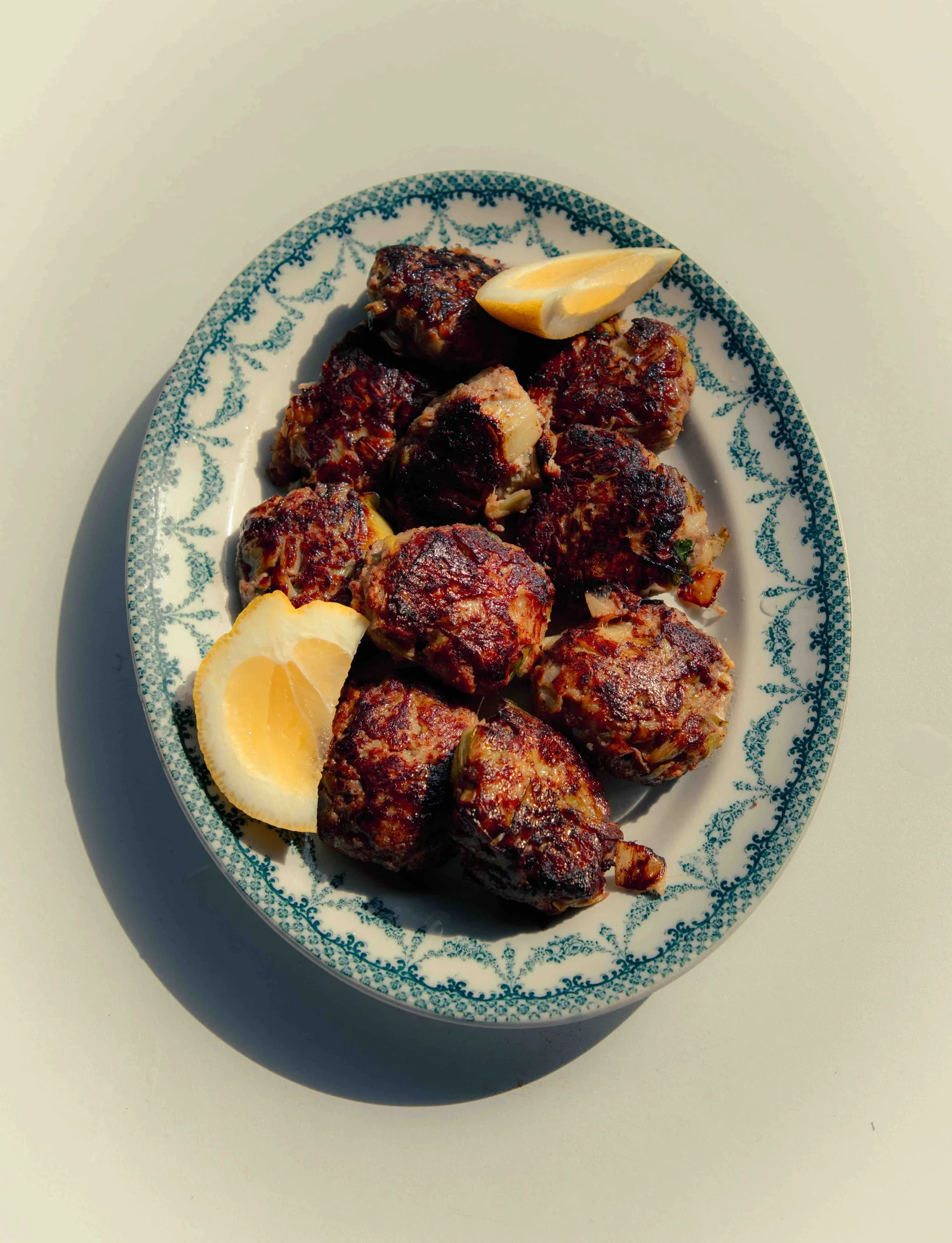 Keftedes me prassa - Leek croquettes — Lazy Sunday Club