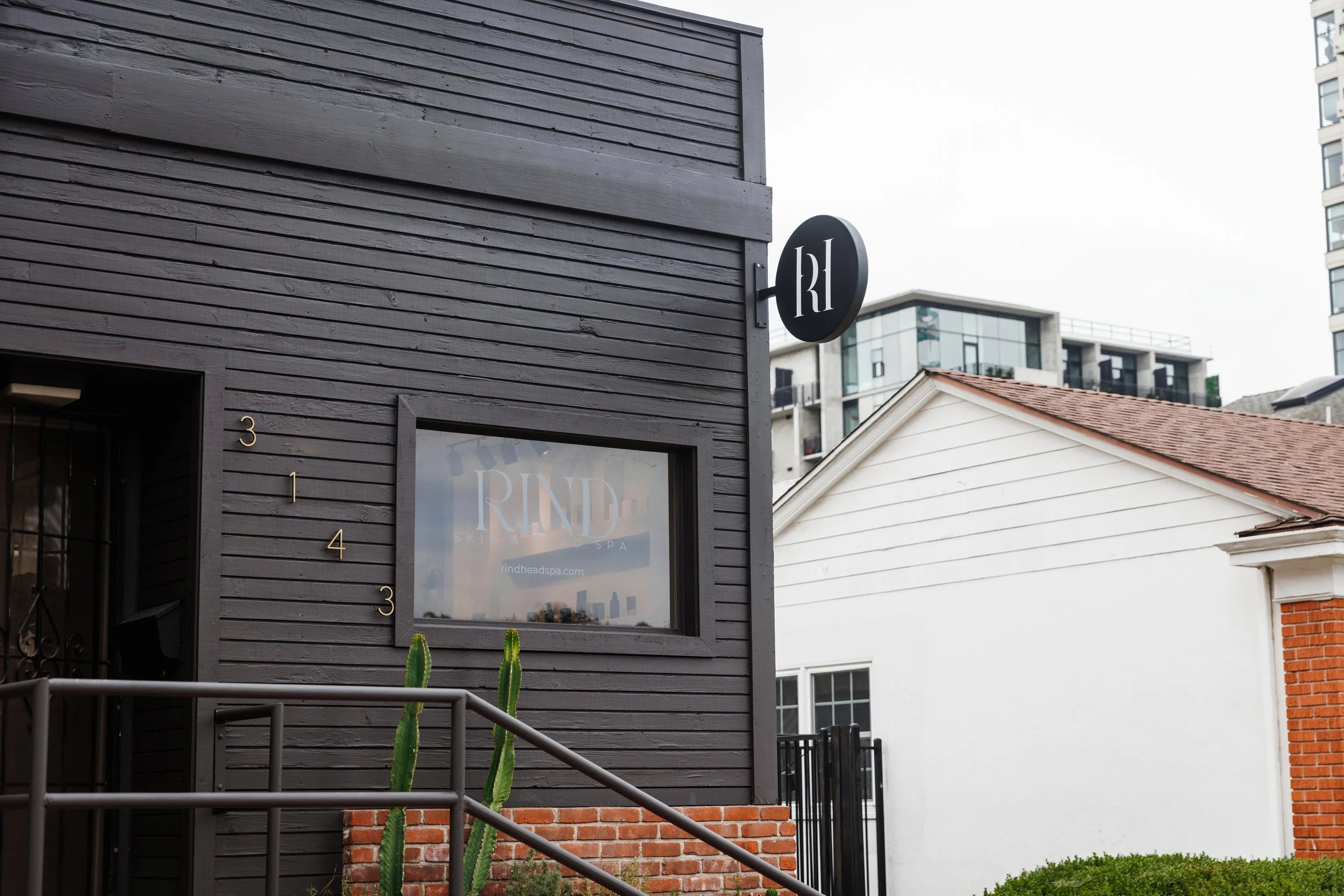 Our Method — Rind Head Spa