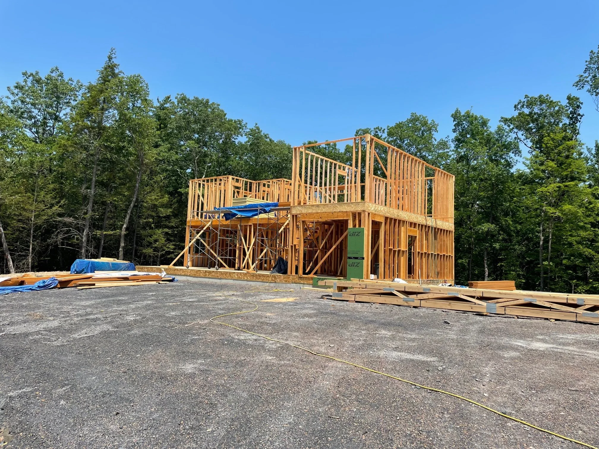 The Mountain Escape — Modern Shacks