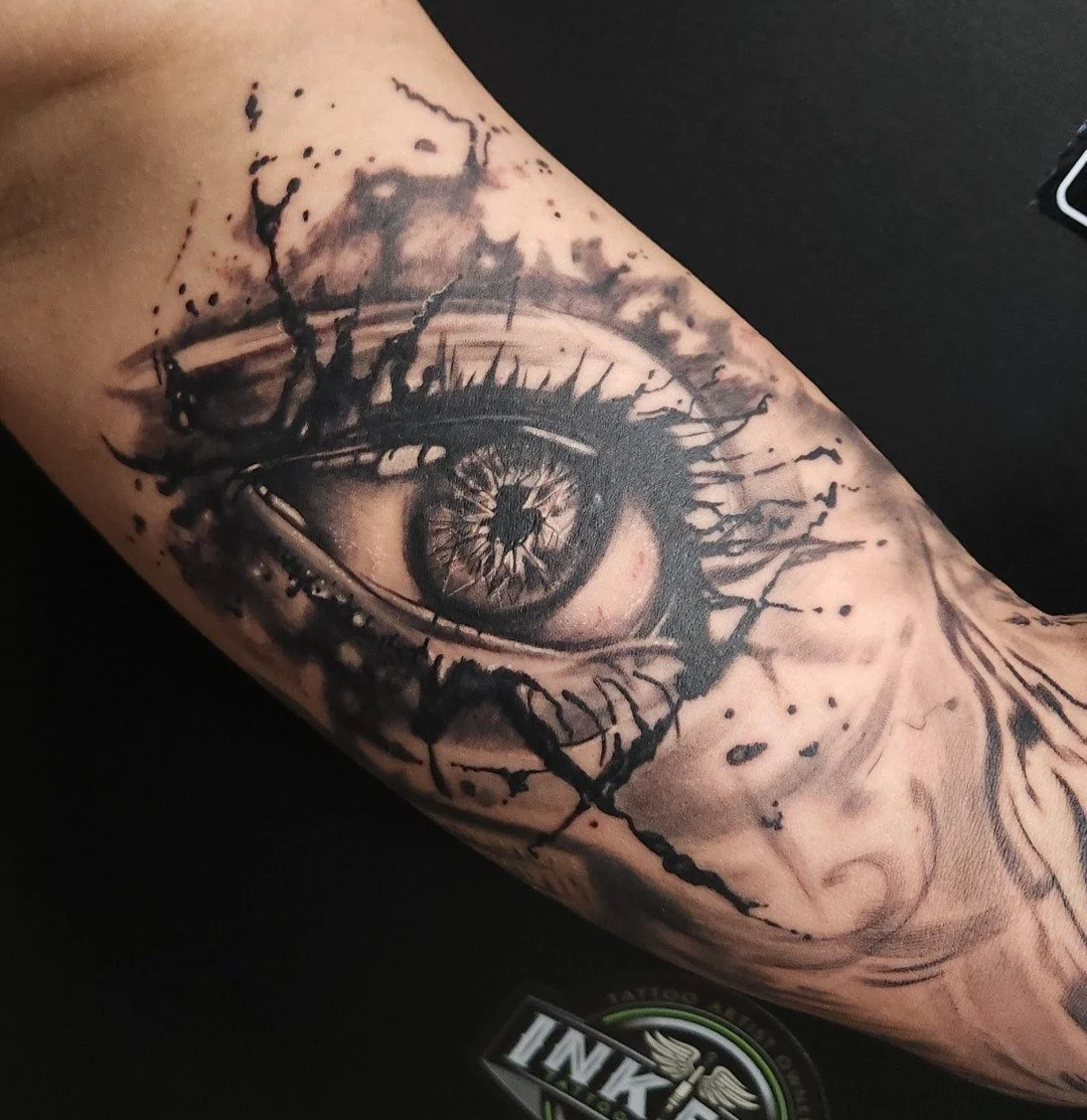 Custom Tattoos in St. Peter’s, MO l Flower and Portrait Tattoo Artists ...